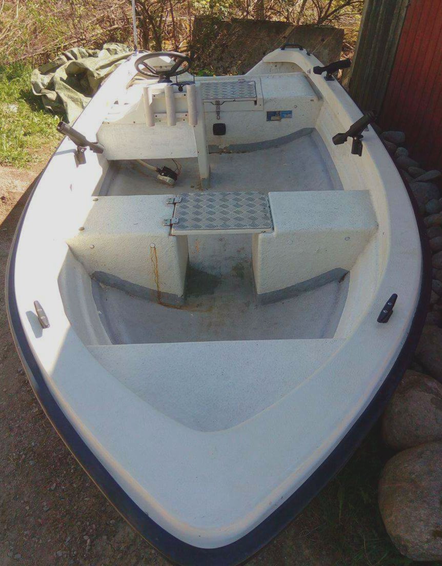 Crescent 410 styrpulpet - Fiskesnack.com - För oss bakom flötet...